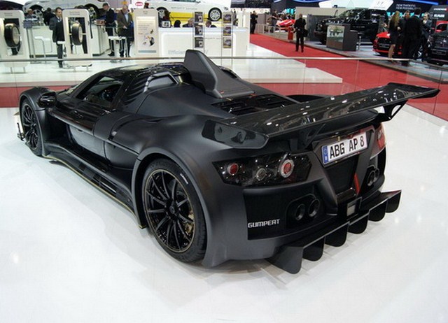 Boom: Gumpert Apollo Enraged in Geneva